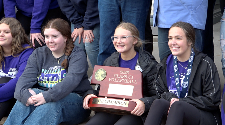 Minden players, coaches relive final state championship point - CENTRAL ...
