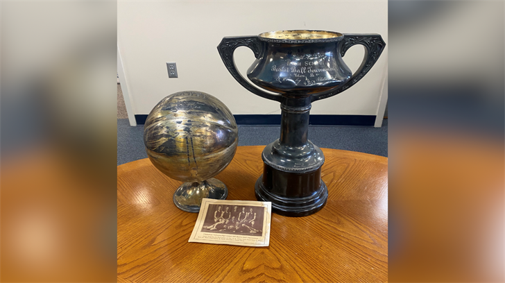 Shelton boys basketball shares photo of 1918 and 1919 state title ...