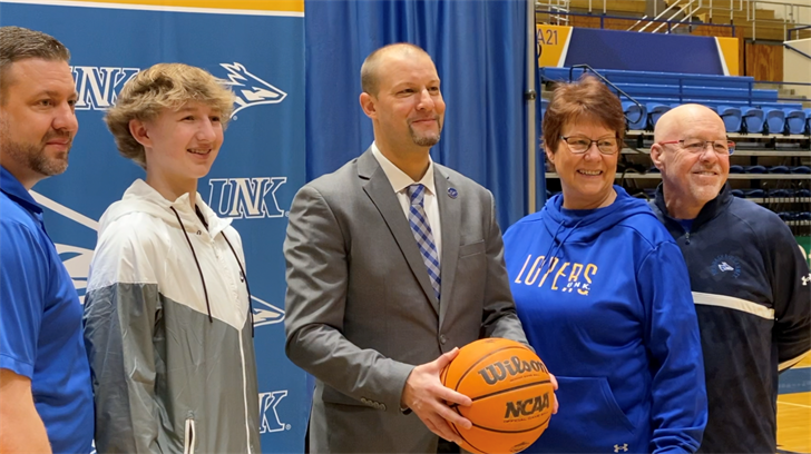 Inspired by former coach Tom Kropp, Marty Levinson motivated to rebuild ...