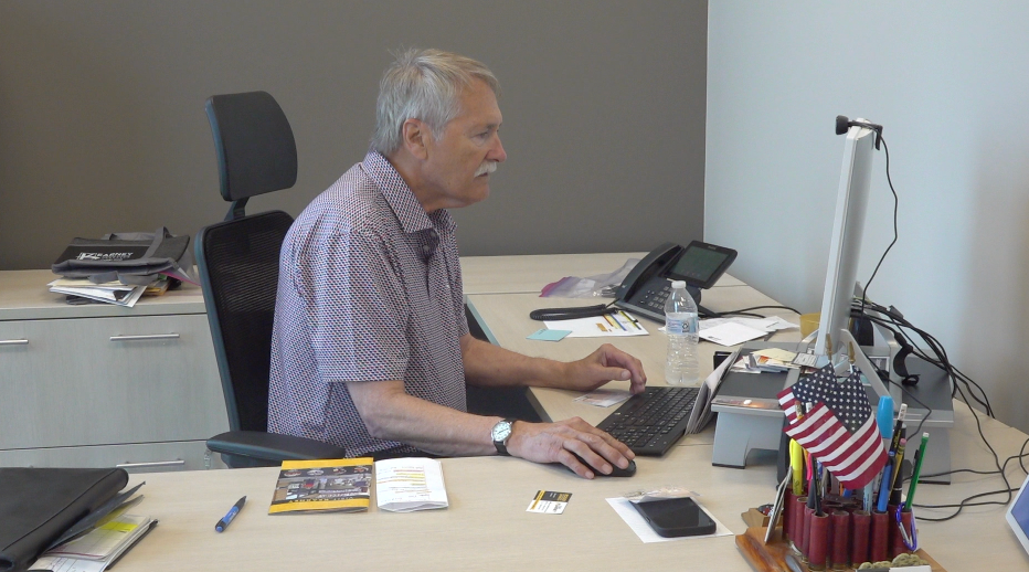 Roger Jasnoch is retiring after nearly four decades of putting Kearney ...